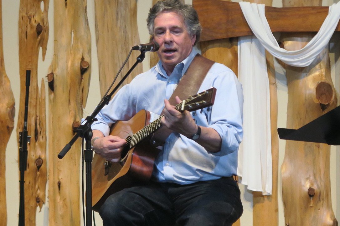 JB Revue – Joe Brock Plays the Hits